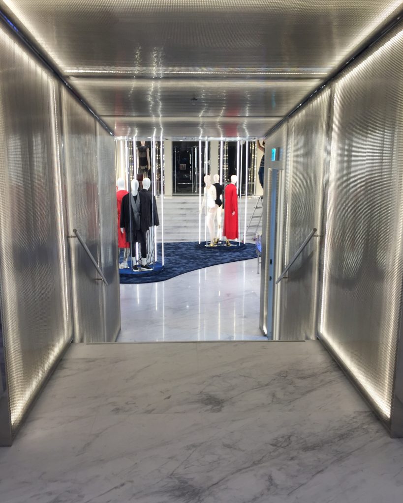 La Perla Flagship store | Light and Style | 라이트앤스타일